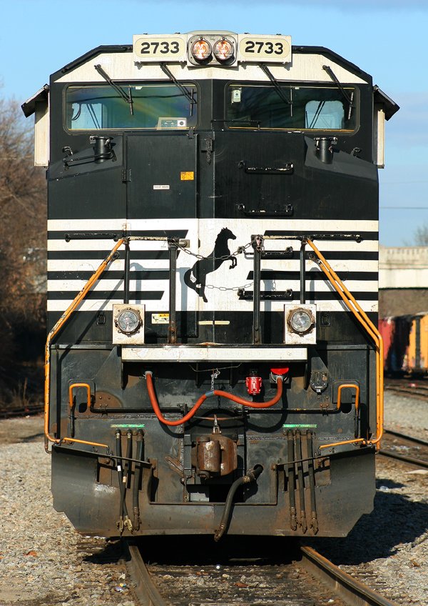 NS 2733